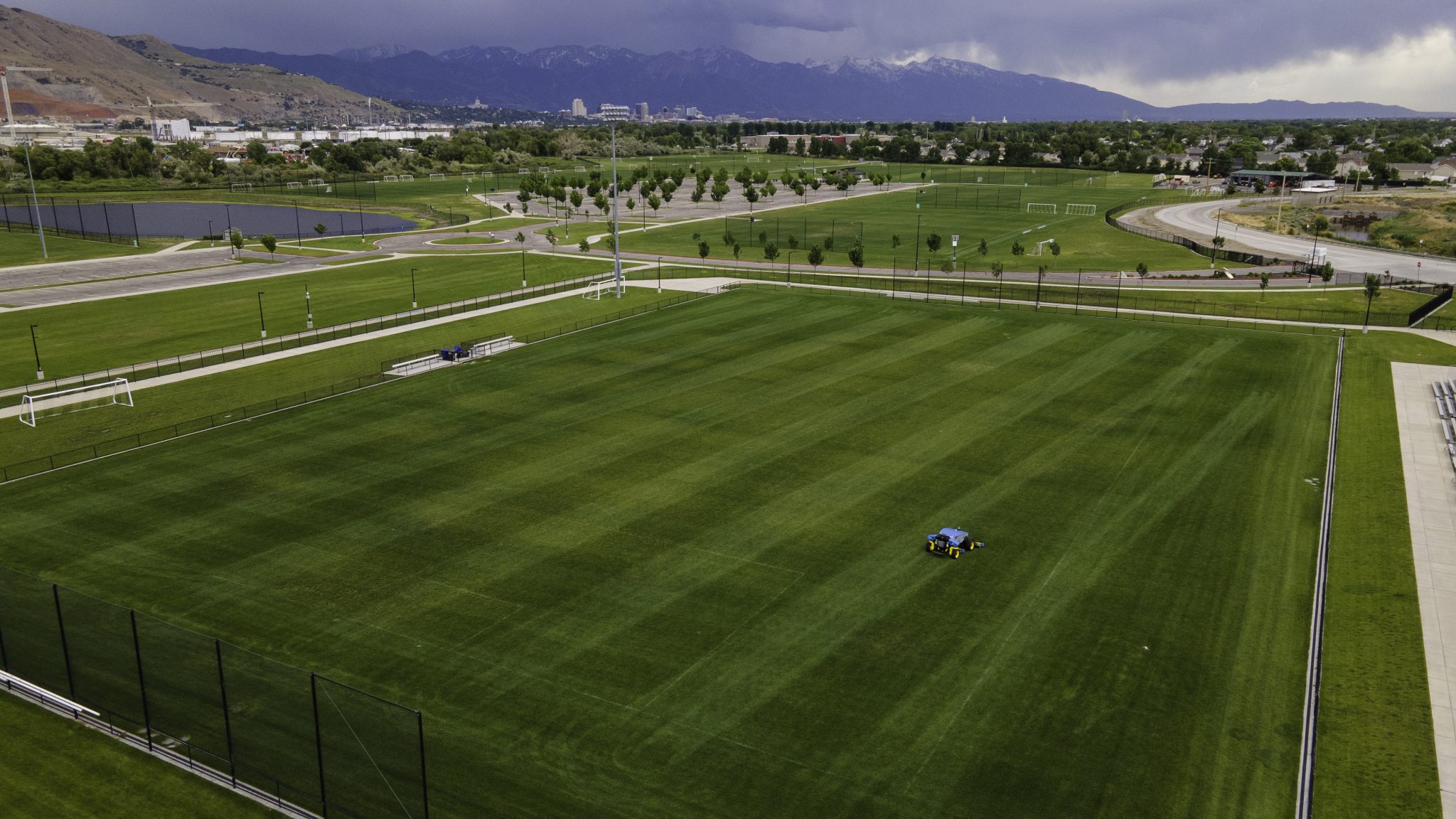 AMP Mowers - FireFly Automatix